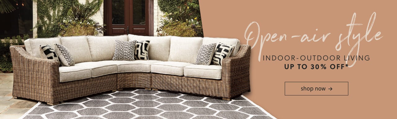 Outdoor Furniture & Accessories | Ashley HomeStore